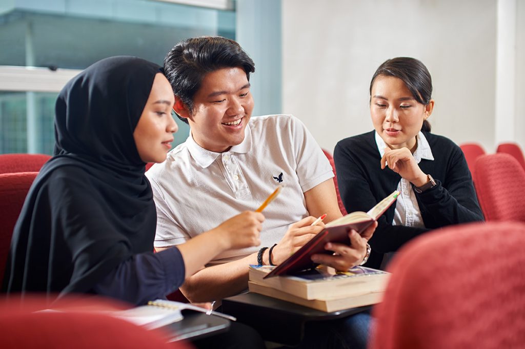 Foundation in Management – FOM
