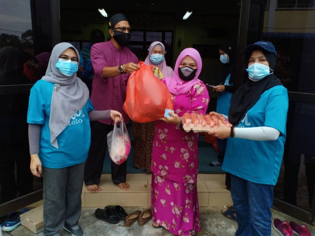 Helping to Ease Burden during Ramadan - Multimedia University