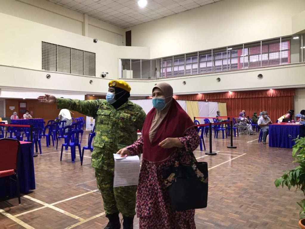 MMU Serves as One of the Vaccination Centres in Melaka - Multimedia ...