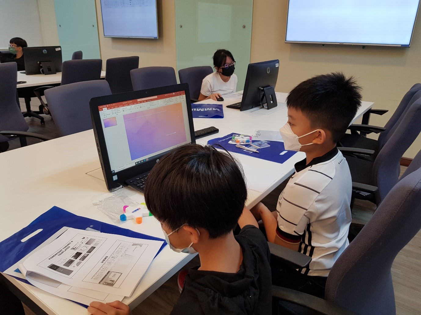 Boosting Digital Literacy among Young Children - Multimedia University