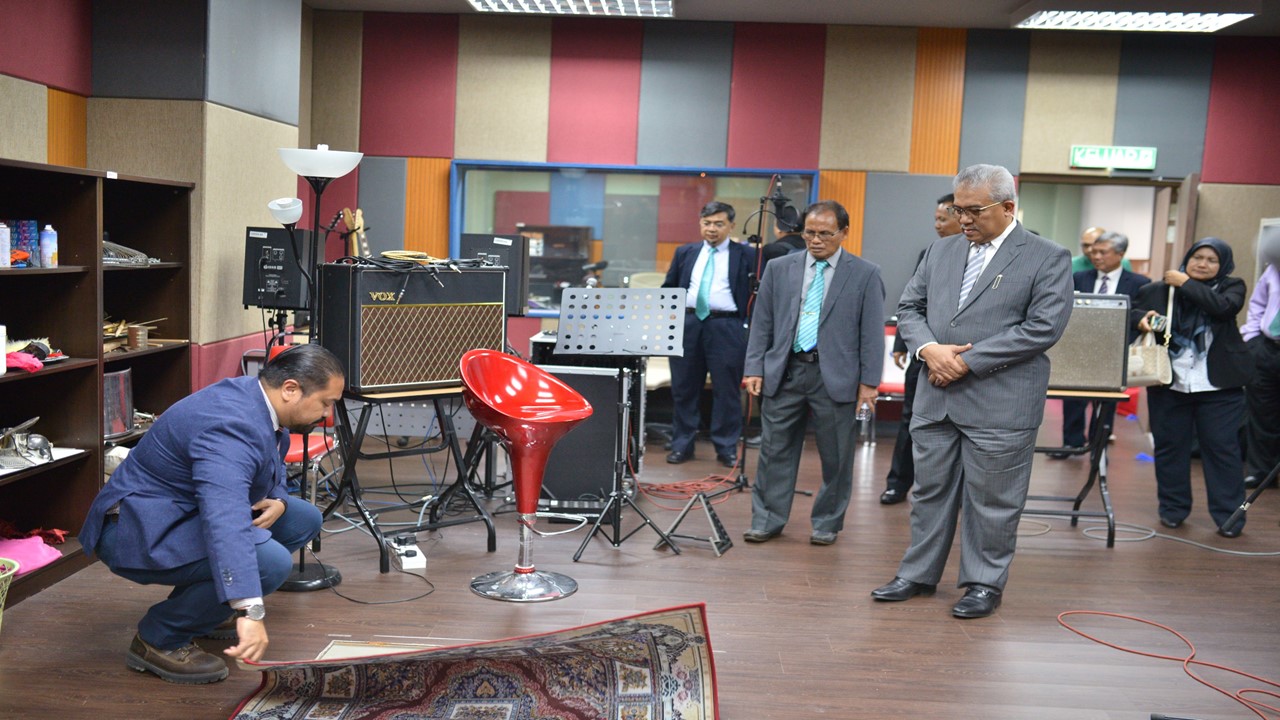 MMU and UMP Build Collaborative Relationships - Multimedia University