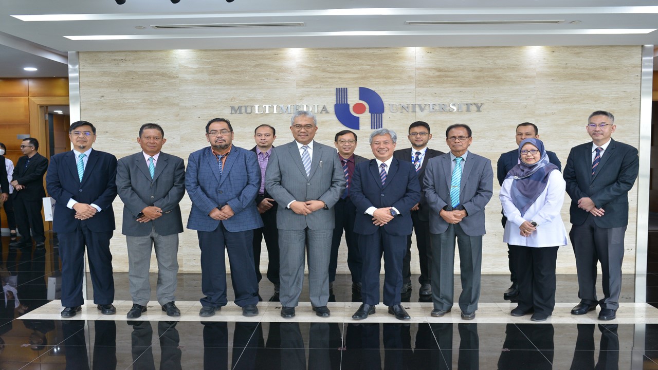 MMU and UMP Build Collaborative Relationships - Multimedia University